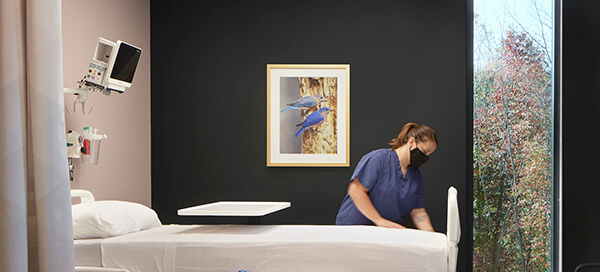 Patient Surgery Education at Crystal Clinic Orthopaedic Center in Ohio